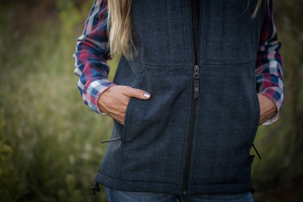 STS Ranchwear Womens Weston Vest Denim Poly/Spandex Fleece Vest – The Western Company